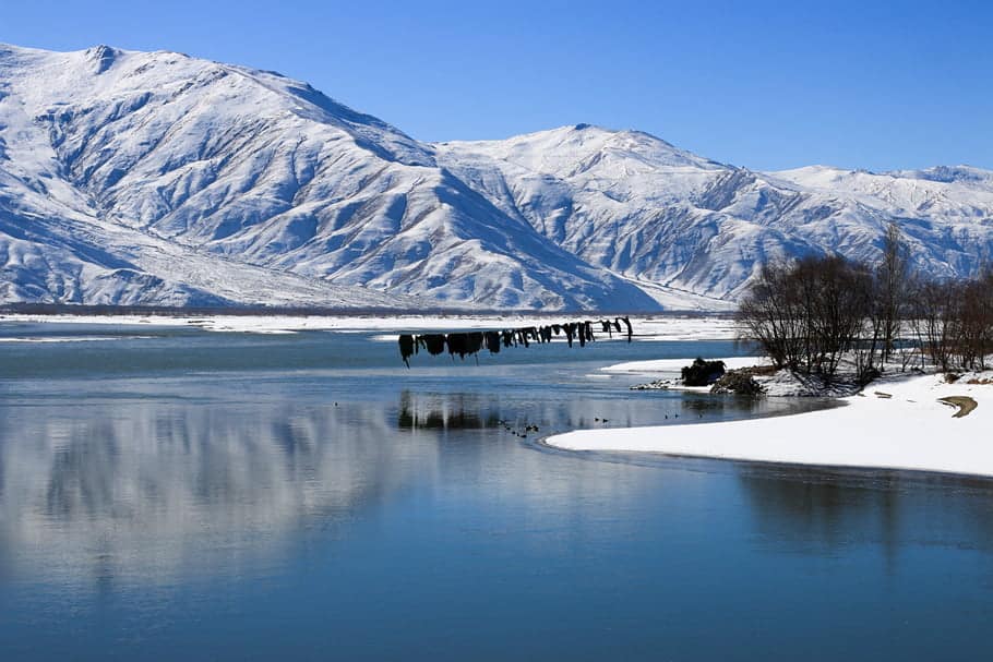 Weather Tips for Lhasa, Yamdrok Lake, and Everest Base Camp